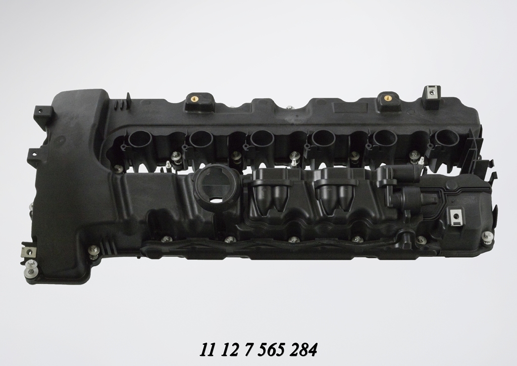 BMW E82 135i Engine: Cylinder Head Cover - BMW 1 / 3 / 7 / X6 / Z4 ...